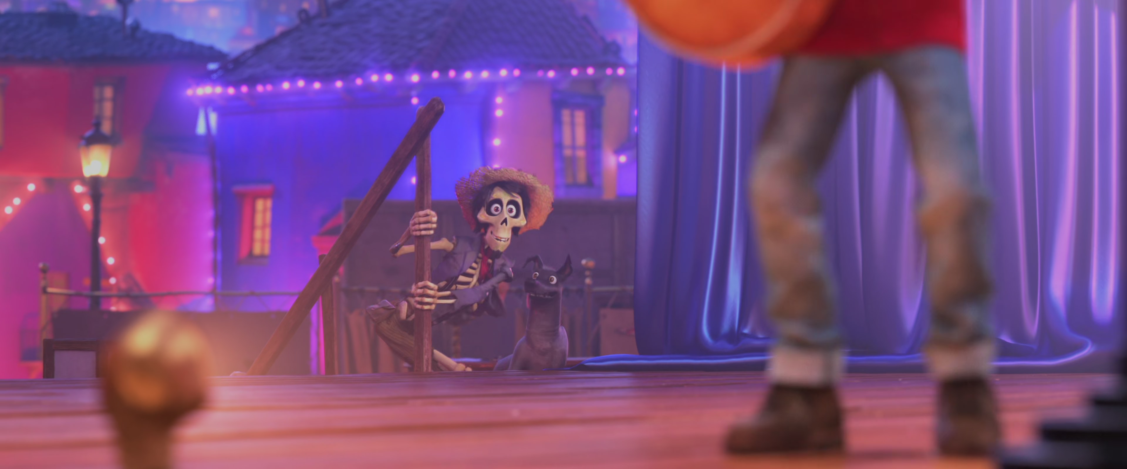Coco (2017) [4K] - Animation Screencaps.com