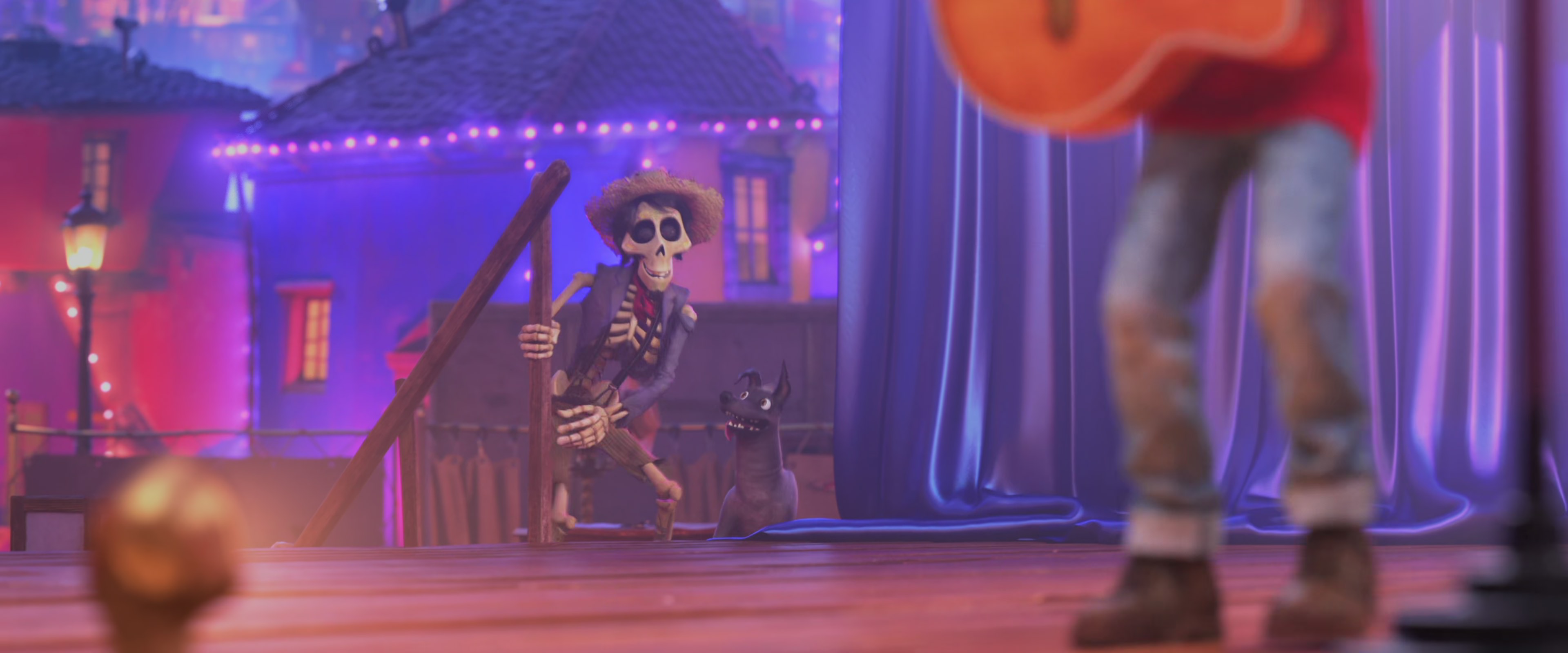 Coco (2017) [4K] - Animation Screencaps.com