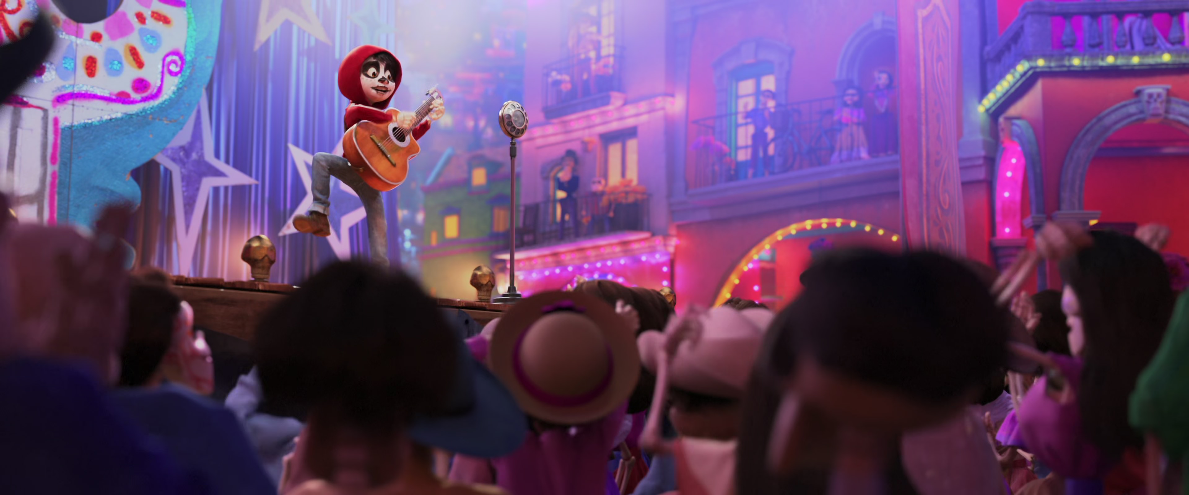 Coco (2017) [4K] - Animation Screencaps.com