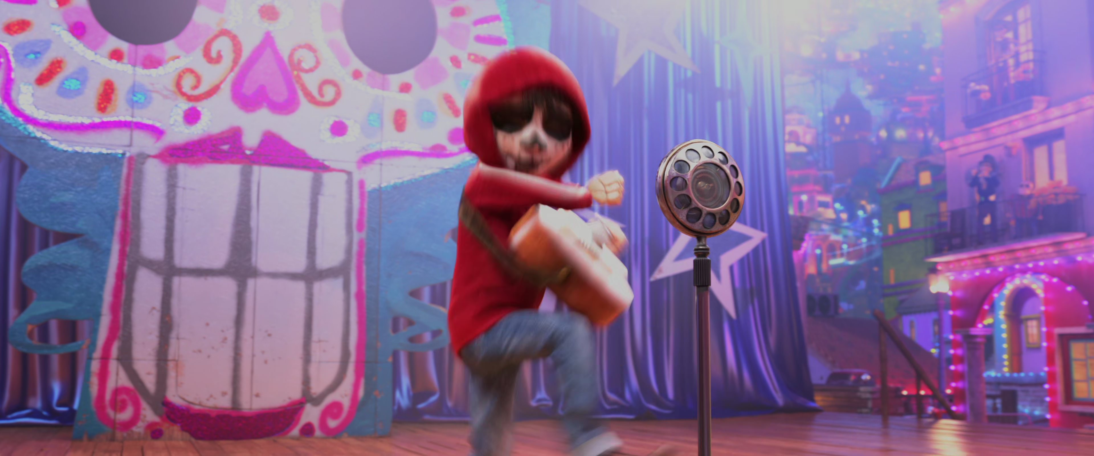 Coco (2017) [4K] - Animation Screencaps.com