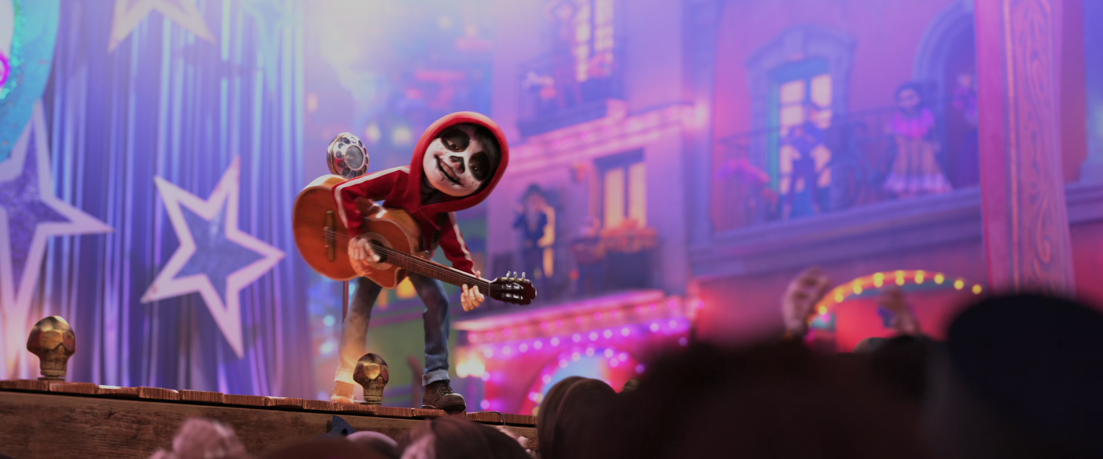 Coco (2017) [4K] - Animation Screencaps.com