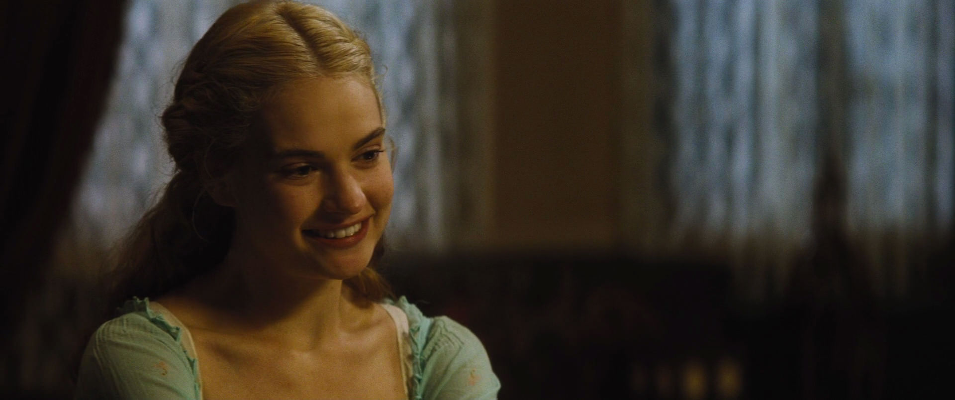 Cinderella (2015) - Animation Screencaps.com