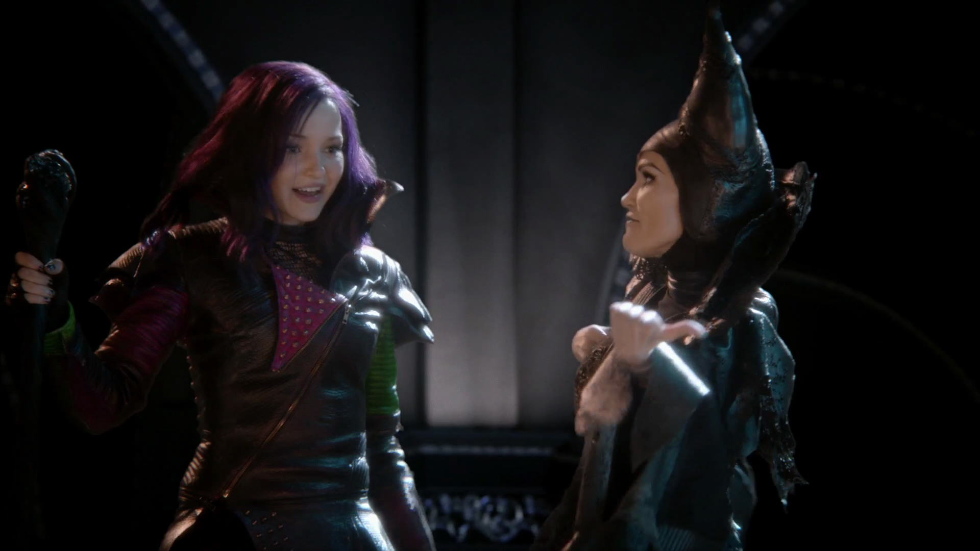 Descendants (2015) 1080p - Animation Screencaps.com