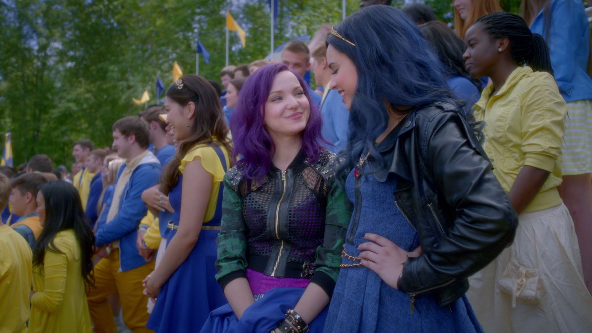 Descendants 2 (2017) - Animation Screencaps.com