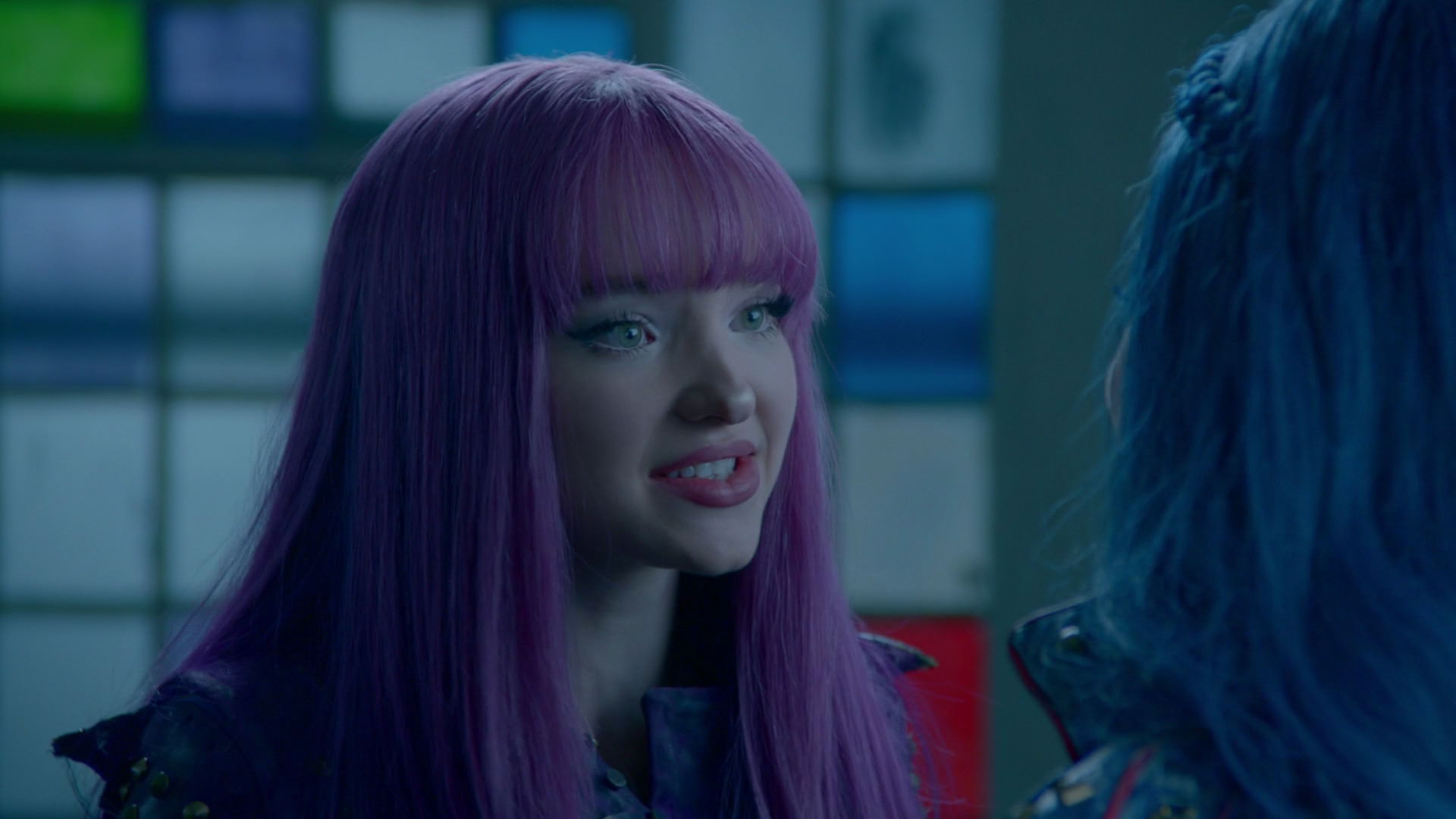 Descendants 2 (2017) - Animation Screencaps.com