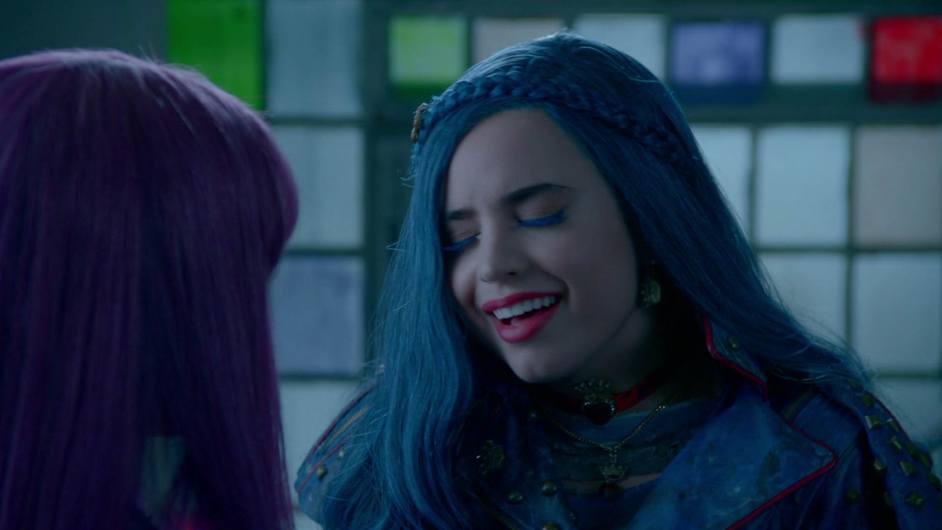 Descendants 2 (2017) - Animation Screencaps.com