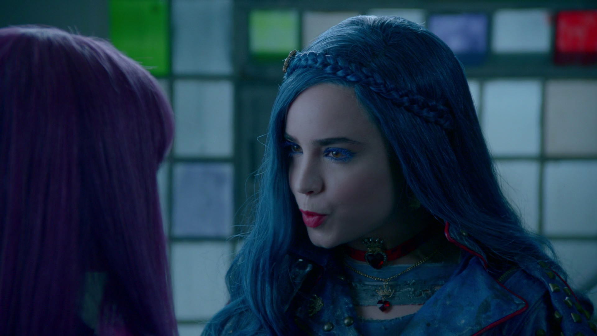 Descendants 2 (2017) - Animation Screencaps.com