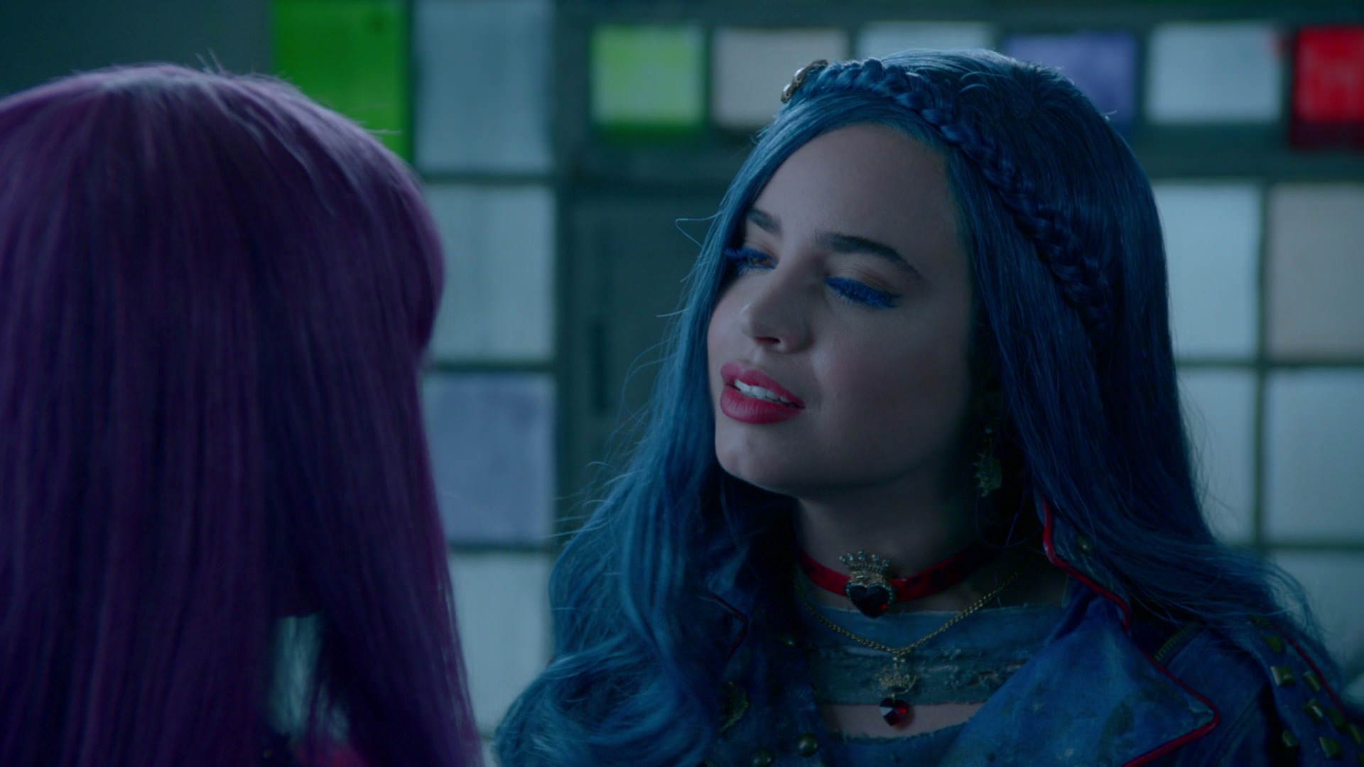 Descendants 2 (2017) - Animation Screencaps.com