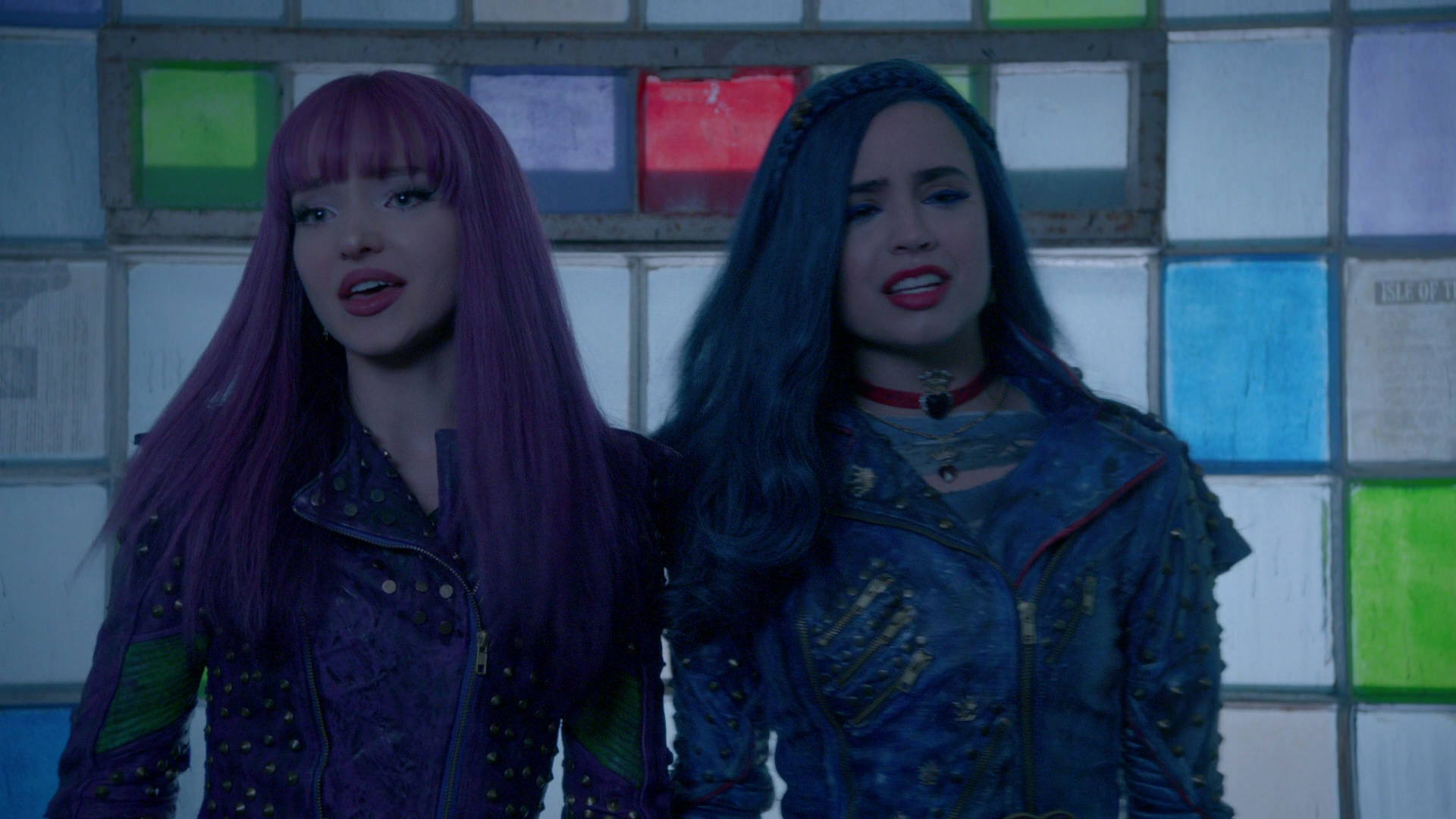 Descendants 2 (2017) - Animation Screencaps.com