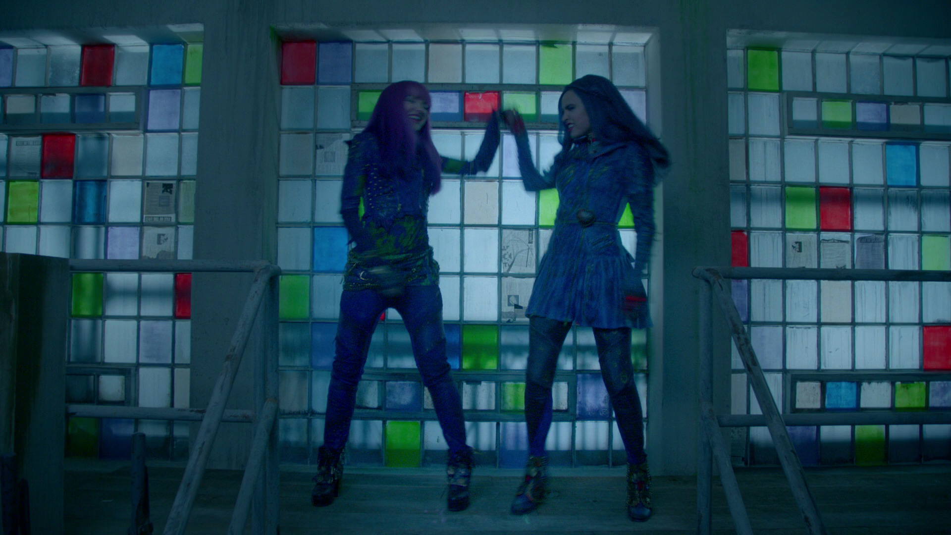 Descendants 2 (2017) - Animation Screencaps.com