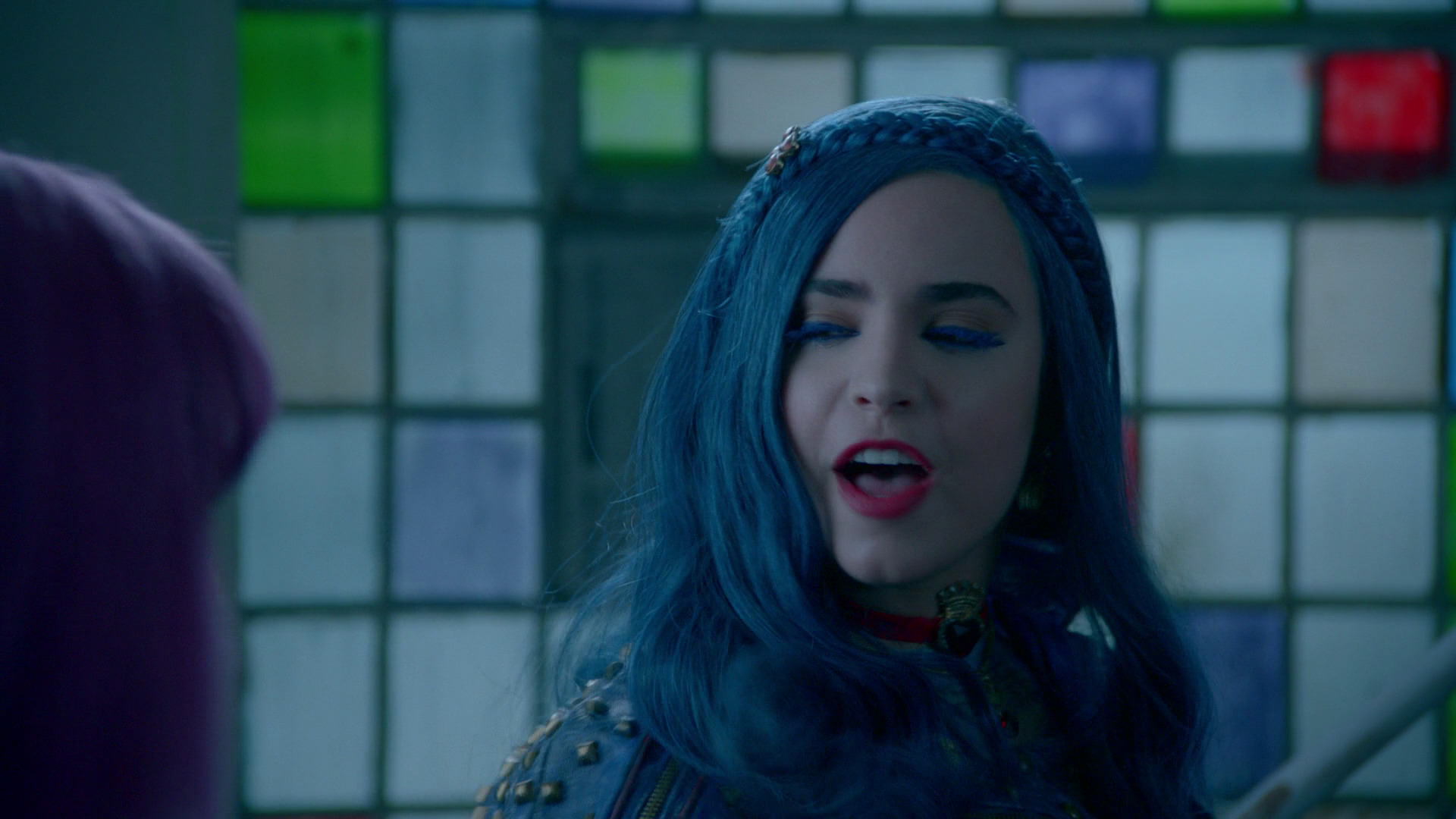 Descendants 2 (2017) - Animation Screencaps.com