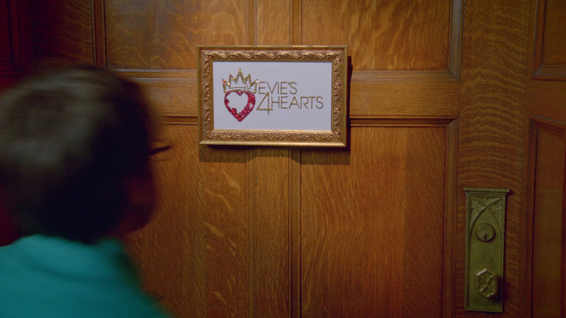 Descendants 2 (2017) - Animation Screencaps.com