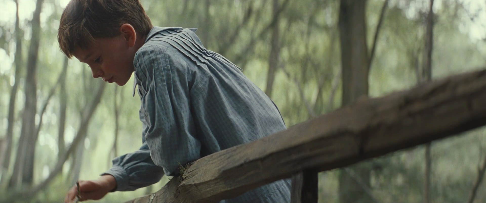 Christopher Robin (2018) - Animation Screencaps.com