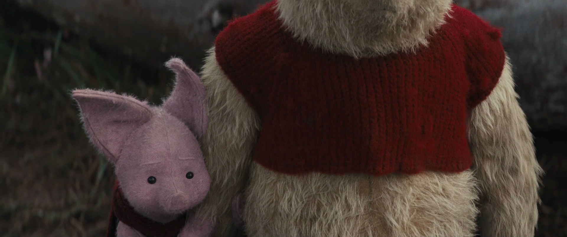 Christopher Robin (2018) - Animation Screencaps.com