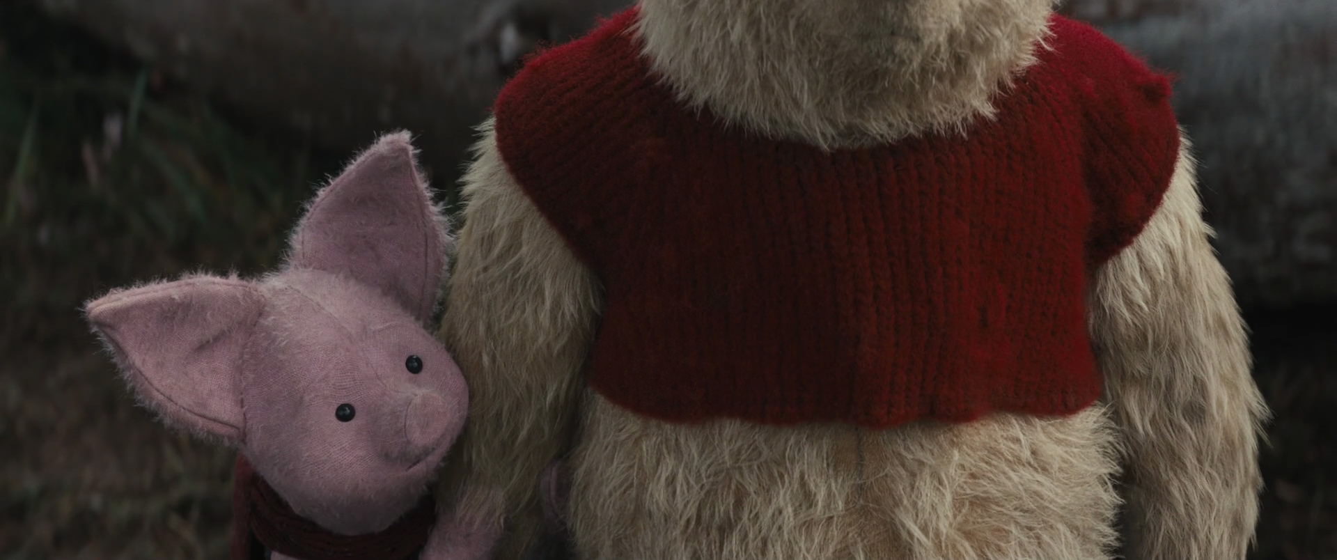 Christopher Robin (2018) - Animation Screencaps.com