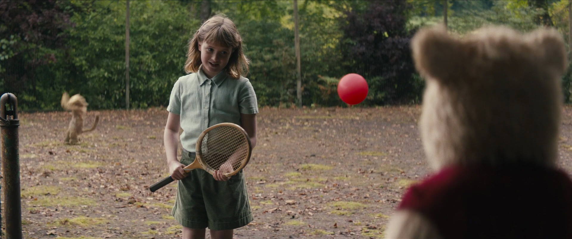 Christopher Robin (2018) - Animation Screencaps.com