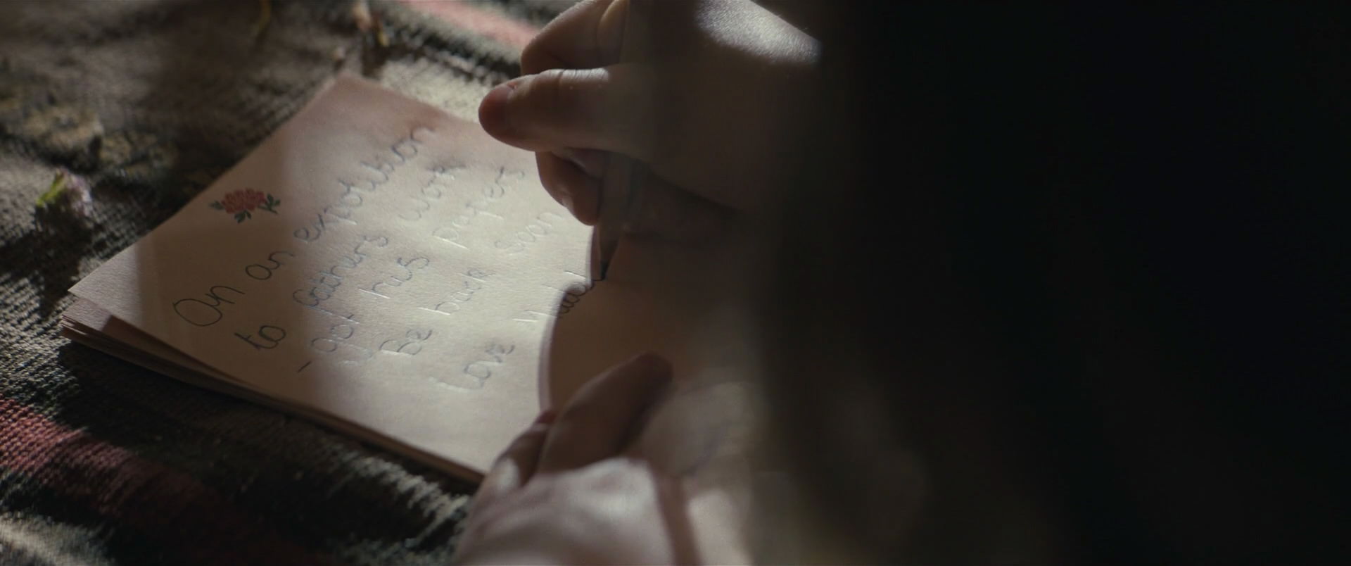 Christopher Robin (2018) - Animation Screencaps.com