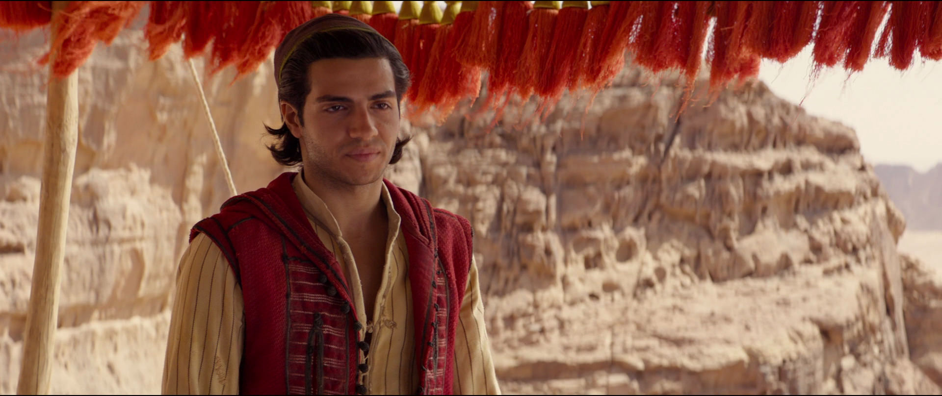 Aladdin (2019) - Animation Screencaps.com