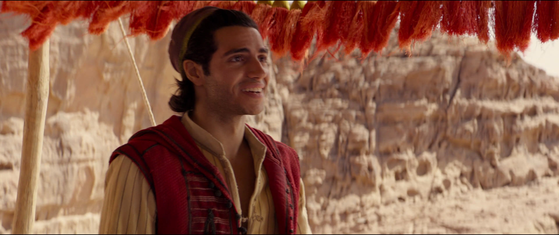 Aladdin (2019) - Animation Screencaps.com