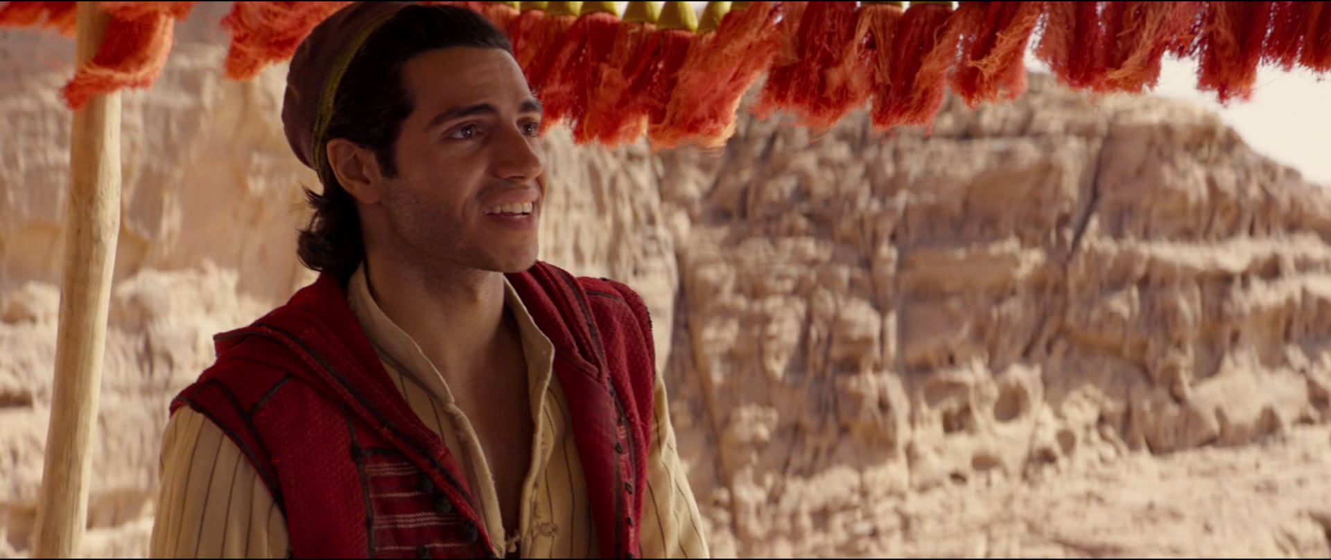 Aladdin (2019) - Animation Screencaps.com
