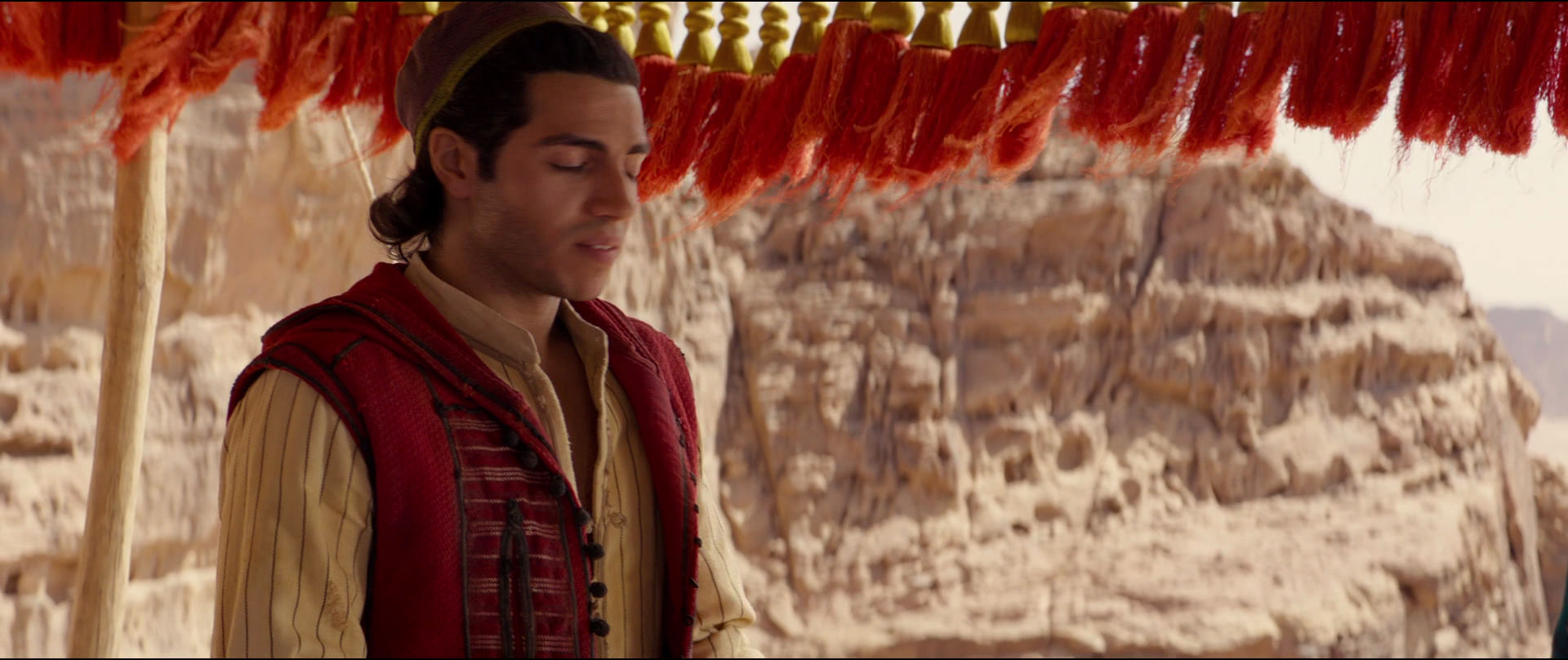 Aladdin (2019) - Animation Screencaps.com