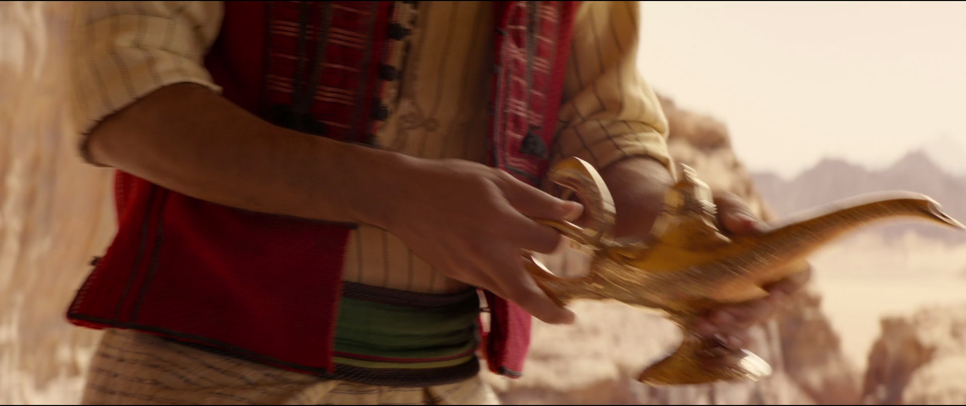 Aladdin (2019) - Animation Screencaps.com