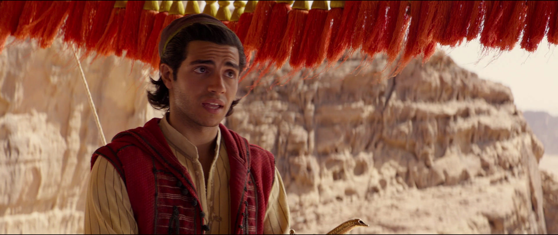 Aladdin (2019) - Animation Screencaps.com