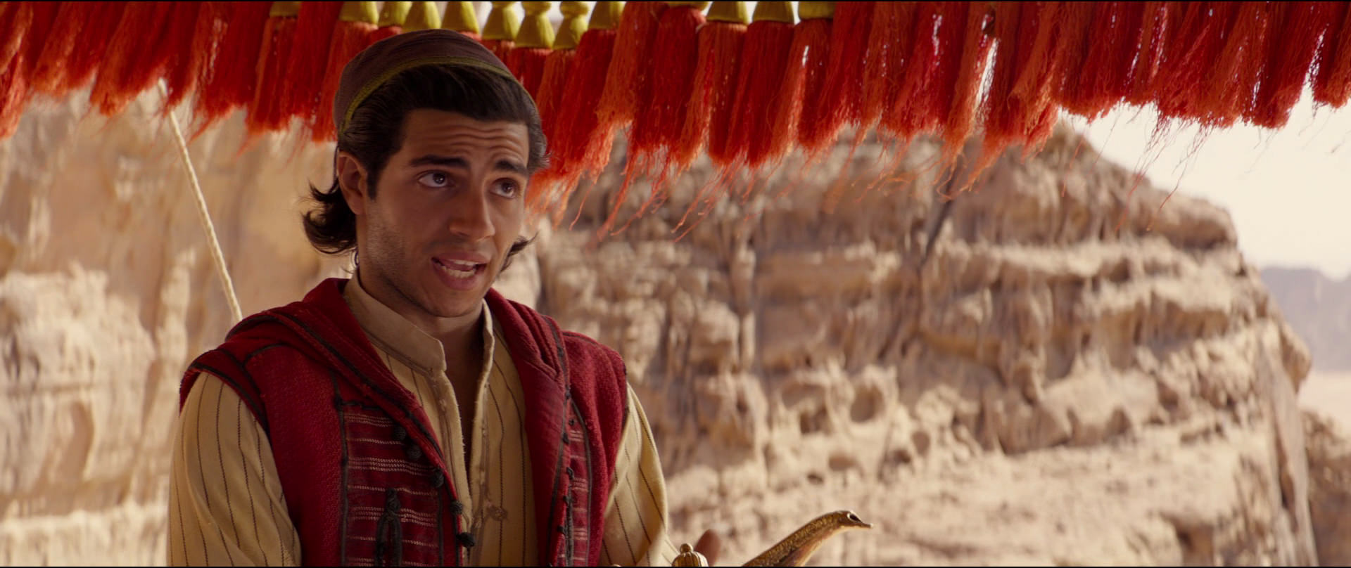 Aladdin (2019) - Animation Screencaps.com
