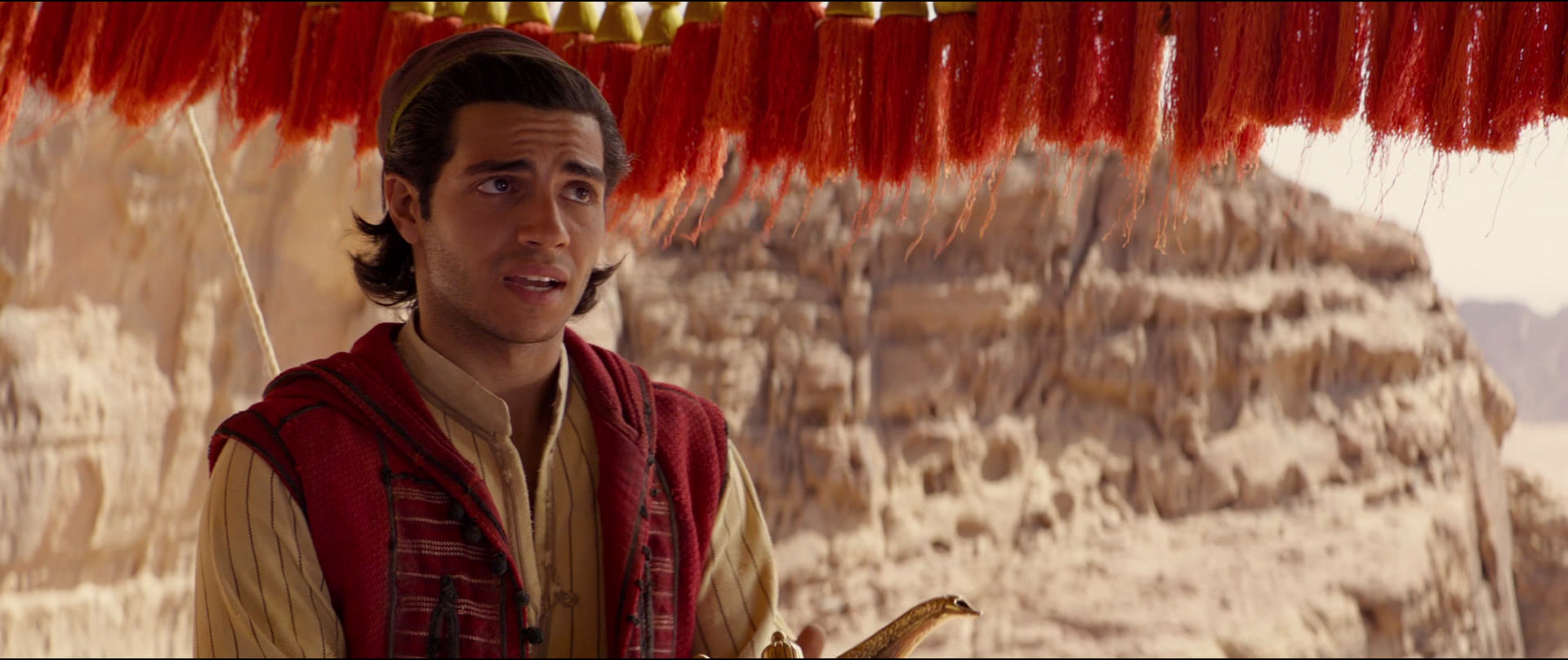 Aladdin (2019) - Animation Screencaps.com