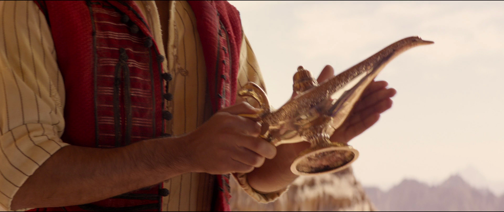 Aladdin (2019) - Animation Screencaps.com