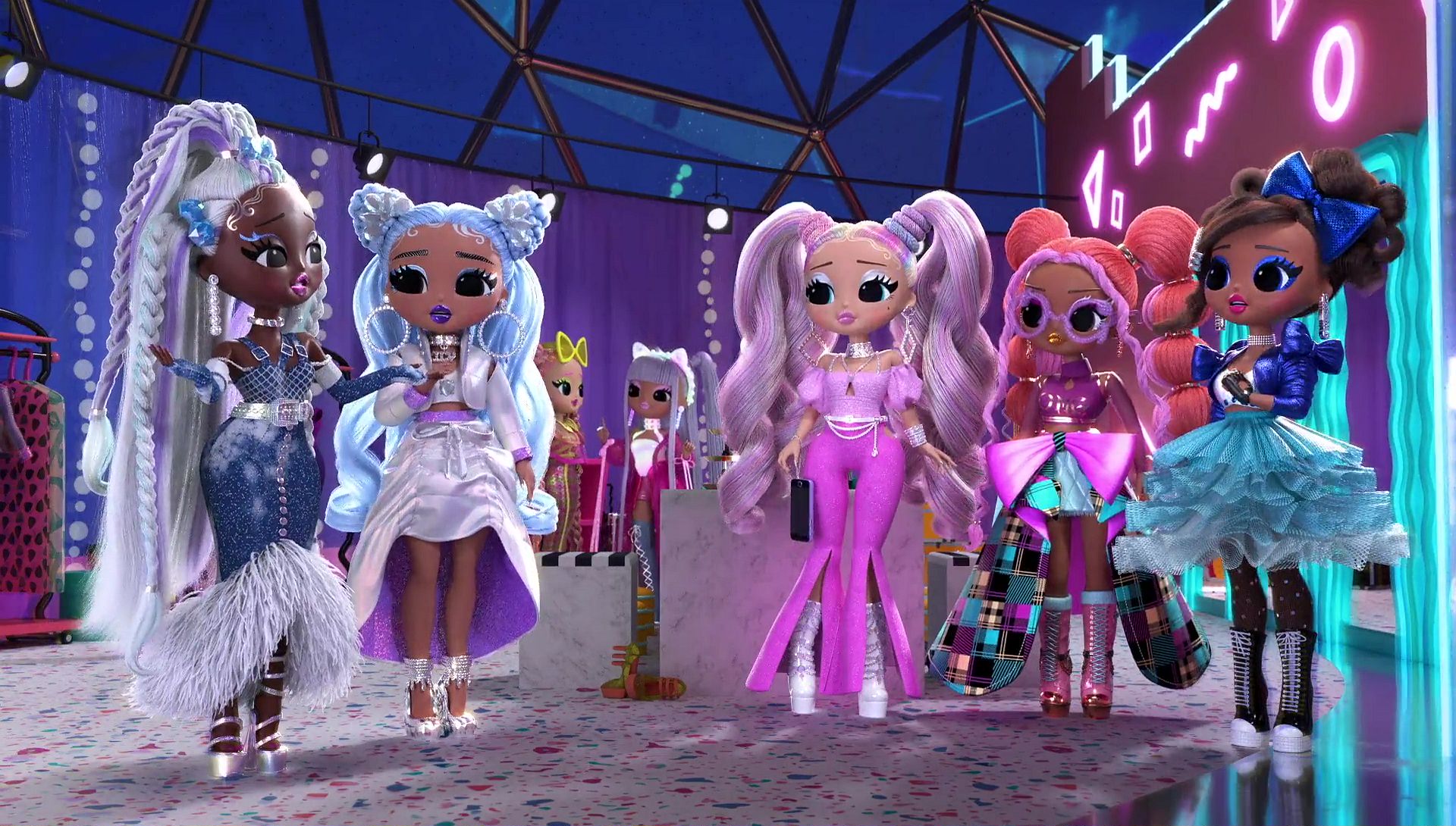 L.O.L. Surprise! Winter Fashion Show (2022) - Animation Screencaps.com